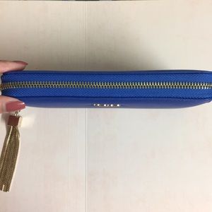 bebe | Bags | New Bebe Blue Zip Wallet W Gold Tassel | Poshmark